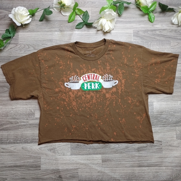 FRIENDS | Tops | Friends Central Perk Graphic Crop Top Tee | Poshmark